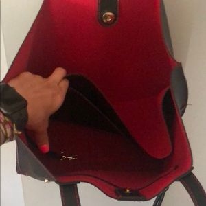Travanti | Bags | Travanti Tote | Poshmark